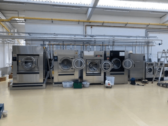 Cleaf Clean Express - Aarsele - West-Vlaanderen - Kleding - Herst ...